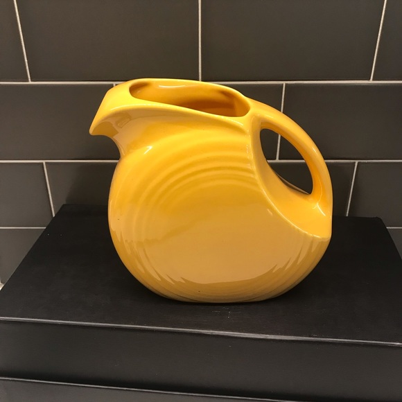 Fiestaware | Dining | Vintage Fiesta Pottery Disc Pitcher In Original ...